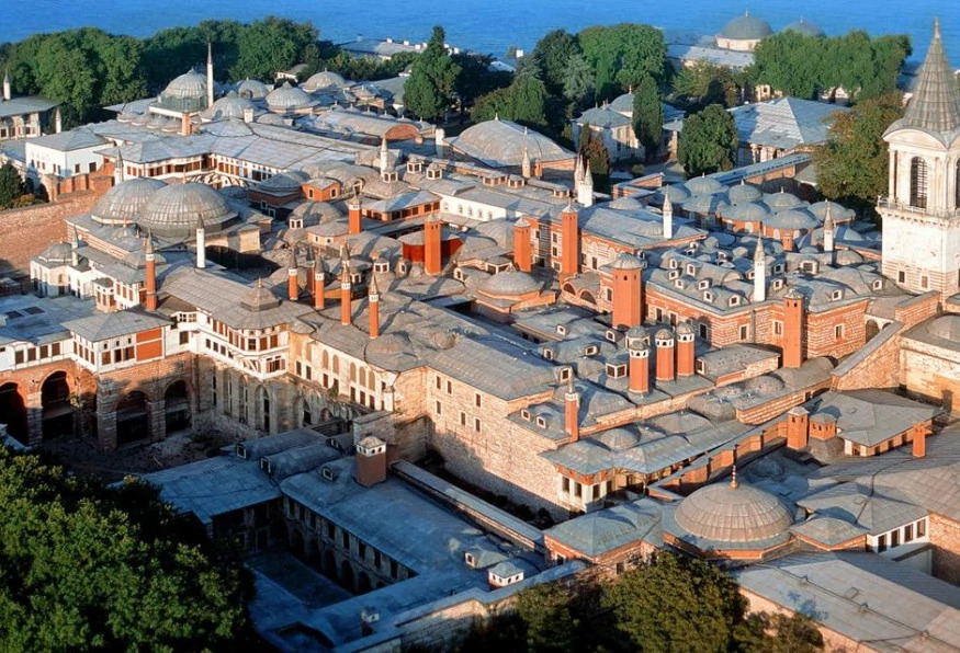 Topkapi Palace Museum | HISTORY OF TOPKAPI PALACE Palace Attractions