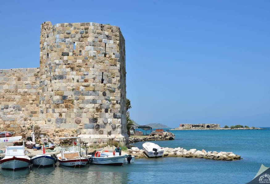 Ayas Castle Castle Attractions